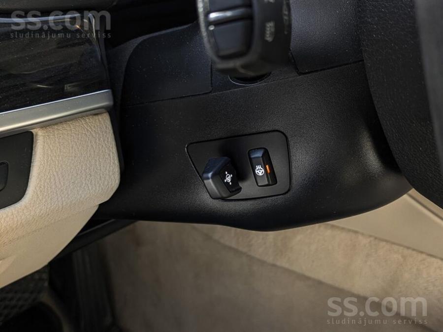 Melns BMW 535 2014 Tukums, ar dzinēja tilpumu 3.00 L un nobraukumu 290 tūkst. km par 13990 €, foto 30 vietnē AUTOMOTO.COM.LV