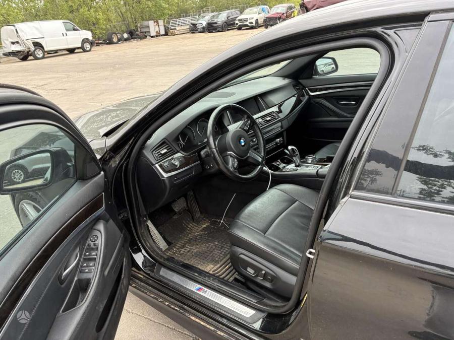 Melns BMW 535 2014 Klaipėda, ar dzinēja tilpumu 2.98 L un nobraukumu 257 tūkst. km par 7700 €, foto 13 vietnē AUTOMOTO.COM.LV