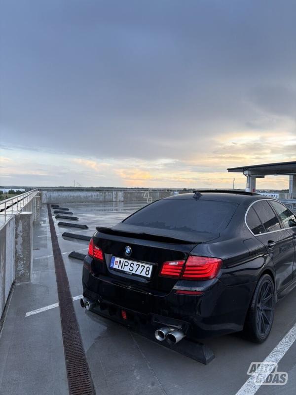 Melns BMW 535 2014 Viļņa, ar dzinēja tilpumu 3.00 L un nobraukumu 254 tūkst. km par 14999 €, foto 1 vietnē AUTOMOTO.COM.LV