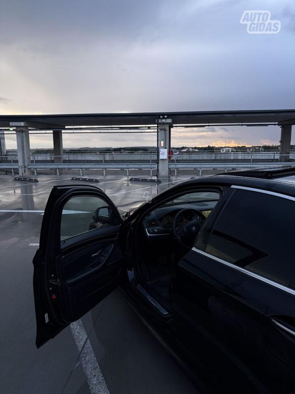 Melns BMW 535 2014 Viļņa, ar dzinēja tilpumu 3.00 L un nobraukumu 254 tūkst. km par 14999 €, foto 5 vietnē AUTOMOTO.COM.LV