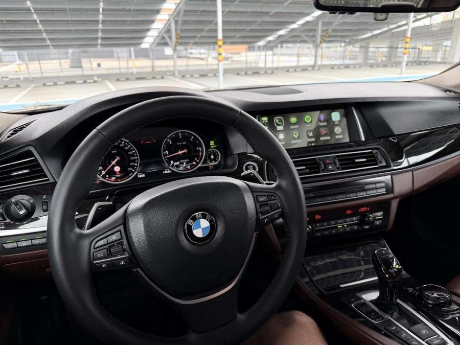 Black BMW 535 2014 in Vilnius, with an engine capacity of 2.99 L and mileage of 303 thousand km for 13600 €, photo 3 on AUTOMOTO.COM.LV