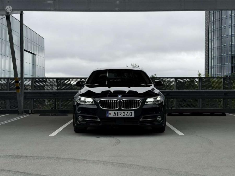 Black BMW 535 2014 in Vilnius, with an engine capacity of 2.99 L and mileage of 303 thousand km for 13600 €, photo 4 on AUTOMOTO.COM.LV