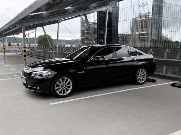 Melns BMW 535 2014 Viļņa, ar dzinēja tilpumu 2.99 L un nobraukumu 303 tūkst. km par 13600 €, foto 5 vietnē AUTOMOTO.COM.LV