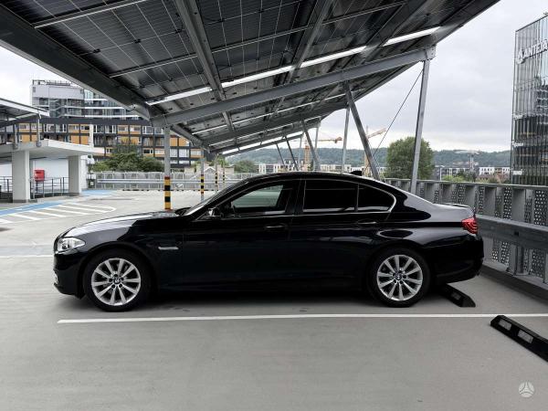 Melns BMW 535 2014 Viļņa, ar dzinēja tilpumu 2.99 L un nobraukumu 303 tūkst. km par 13600 €, foto 6 vietnē AUTOMOTO.COM.LV