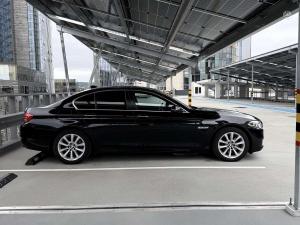 Black BMW 535 2014 in Vilnius, with an engine capacity of 2.99 L and mileage of 303 thousand km for 13600 €, photo 10 on AUTOMOTO.COM.LV