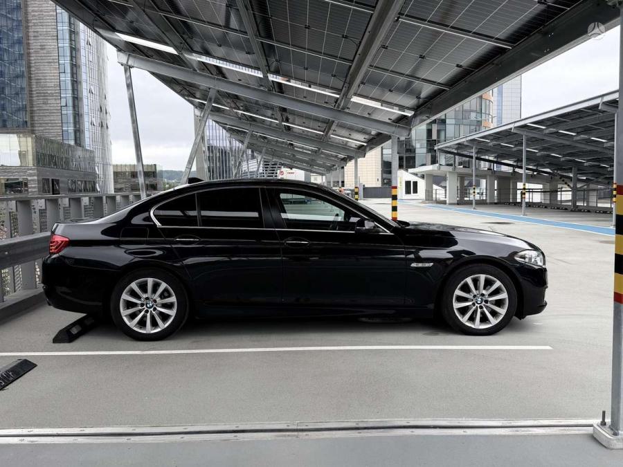 Black BMW 535 2014 in Vilnius, with an engine capacity of 2.99 L and mileage of 303 thousand km for 13600 €, photo 10 on AUTOMOTO.COM.LV