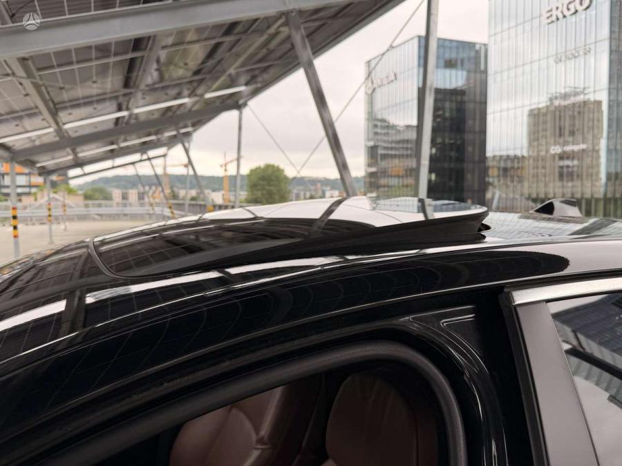 Black BMW 535 2014 in Vilnius, with an engine capacity of 2.99 L and mileage of 303 thousand km for 13600 €, photo 15 on AUTOMOTO.COM.LV