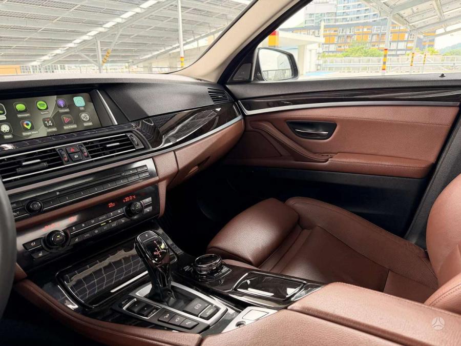 Black BMW 535 2014 in Vilnius, with an engine capacity of 2.99 L and mileage of 303 thousand km for 13600 €, photo 17 on AUTOMOTO.COM.LV