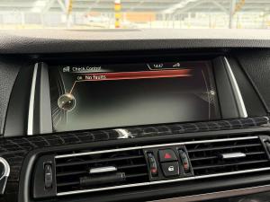 Black BMW 535 2014 in Vilnius, with an engine capacity of 2.99 L and mileage of 303 thousand km for 13600 €, photo 27 on AUTOMOTO.COM.LV