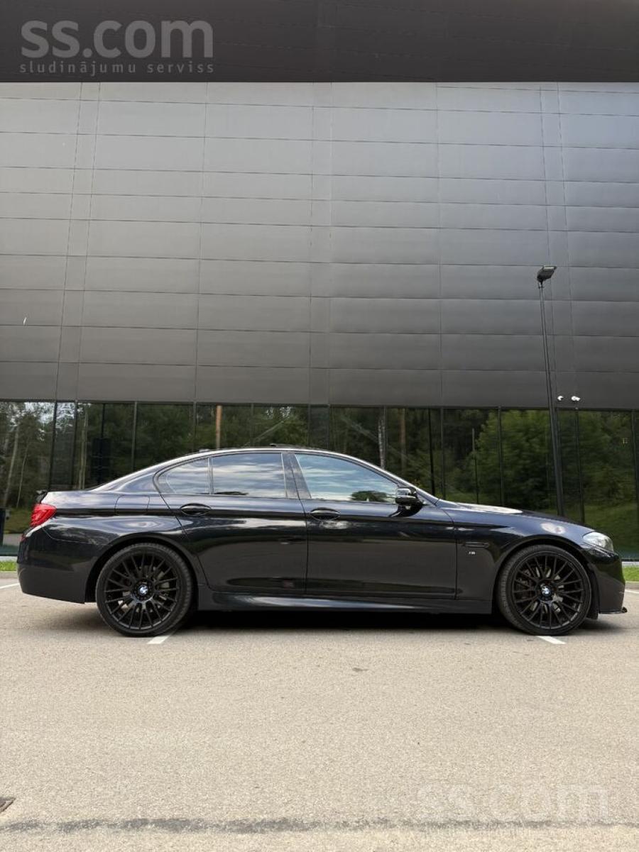 Melns BMW 535 2014 Rīga, ar dzinēja tilpumu 3.00 L un nobraukumu 208 tūkst. km par 15900 €, foto 13 vietnē AUTOMOTO.COM.LV