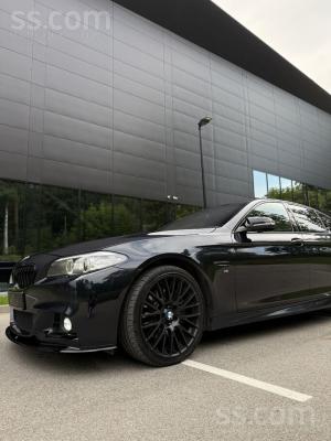 Melns BMW 535 2014 Rīga, ar dzinēja tilpumu 3.00 L un nobraukumu 208 tūkst. km par 15900 €, foto 15 vietnē AUTOMOTO.COM.LV