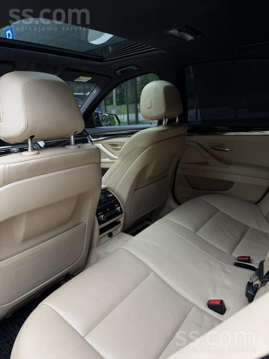 Melns BMW 535 2014 Rīga, ar dzinēja tilpumu 3.00 L un nobraukumu 208 tūkst. km par 15900 €, foto 20 vietnē AUTOMOTO.COM.LV