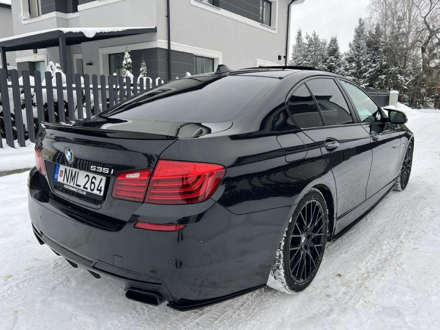 Melns BMW 535 2015 Viļņa, ar dzinēja tilpumu 3.00 L un nobraukumu 220 tūkst. km par 11800 €, foto 8 vietnē AUTOMOTO.COM.LV