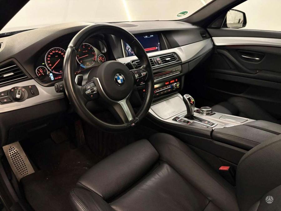 Melns BMW 535 2015 Marijampole, ar dzinēja tilpumu 2.99 L un nobraukumu 273 tūkst. km par 14250 €, foto 2 vietnē AUTOMOTO.COM.LV