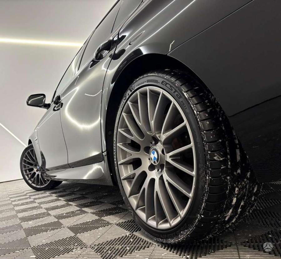 Melns BMW 535 2015 Marijampole, ar dzinēja tilpumu 2.99 L un nobraukumu 273 tūkst. km par 14250 €, foto 28 vietnē AUTOMOTO.COM.LV