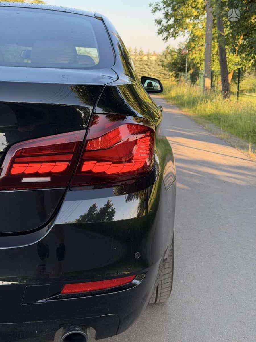 Black BMW 535 2015 in Kaunas, with an engine capacity of 2.98 L and mileage of 207 thousand km for 12800 €, photo 7 on AUTOMOTO.COM.LV