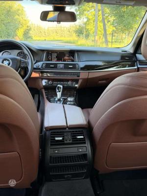 Black BMW 535 2015 in Kaunas, with an engine capacity of 2.98 L and mileage of 207 thousand km for 12800 €, photo 21 on AUTOMOTO.COM.LV