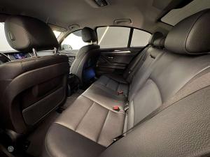 Melns BMW 535 2015 Marijampole, ar dzinēja tilpumu 2.99 L un nobraukumu 273 tūkst. km par 10999 €, foto 17 vietnē AUTOMOTO.COM.LV