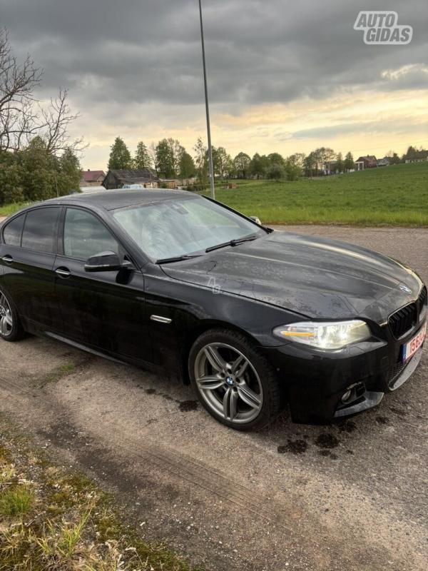 Black BMW 535 2016 in Elektrenai, with an engine capacity of 3.00 L and mileage of 182 thousand km for 14500 €, photo 3 on AUTOMOTO.COM.LV