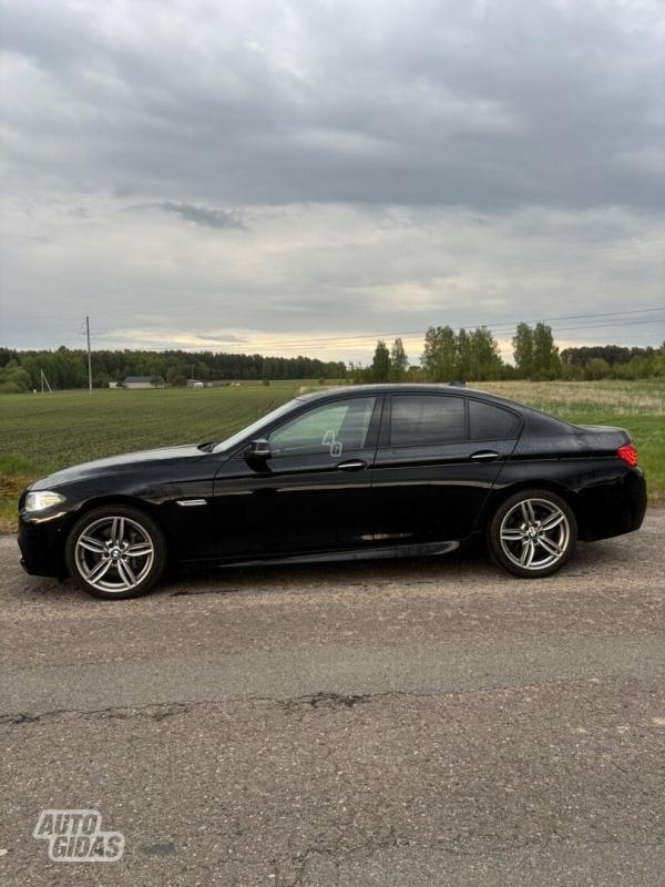 Black BMW 535 2016 in Elektrenai, with an engine capacity of 3.00 L and mileage of 182 thousand km for 14500 €, photo 4 on AUTOMOTO.COM.LV