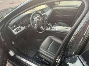 Black BMW 535 2016 in Vilnius, with an engine capacity of 2.98 L and mileage of 140 thousand km for 16350 €, photo 7 on AUTOMOTO.COM.LV