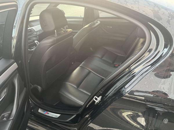 Черный БМВ 535 2016 в Вильнюс, объемом двигателя 2.98 л и пробегом 140 тыс. км за 16350 €, фото 7 на AUTOMOTO.COM.LV