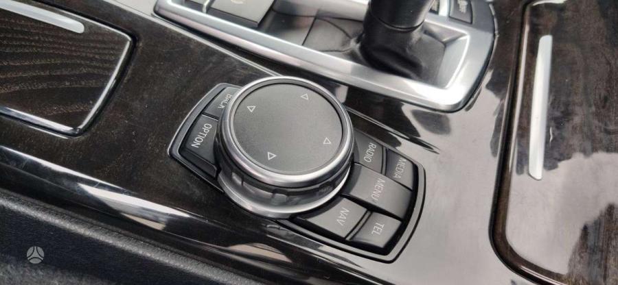 Black BMW 535 2016 in Kaunas, with an engine capacity of 2.98 L and mileage of 108 thousand km for 14900 €, photo 14 on AUTOMOTO.COM.LV
