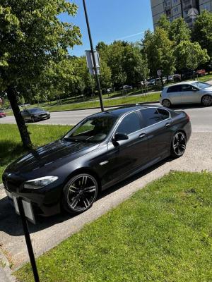 Black BMW 535 2020 in Mazeikiai, with an engine capacity of 3.00 L and mileage of 226 thousand km for 9950 €, photo 23 on AUTOMOTO.COM.LV