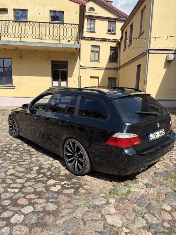 Melns BMW 535 2004 Bauska, ar dzinēja tilpumu 3.00 L un nobraukumu 513 tūkst. km par 4500 €, foto 3 vietnē AUTOMOTO.COM.LV