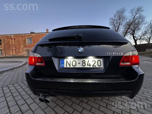 Black BMW 535 2005 in Daugavpils, with an engine capacity of 3.00 L and mileage of 363 thousand km for 4600 €, photo 10 on AUTOMOTO.COM.LV