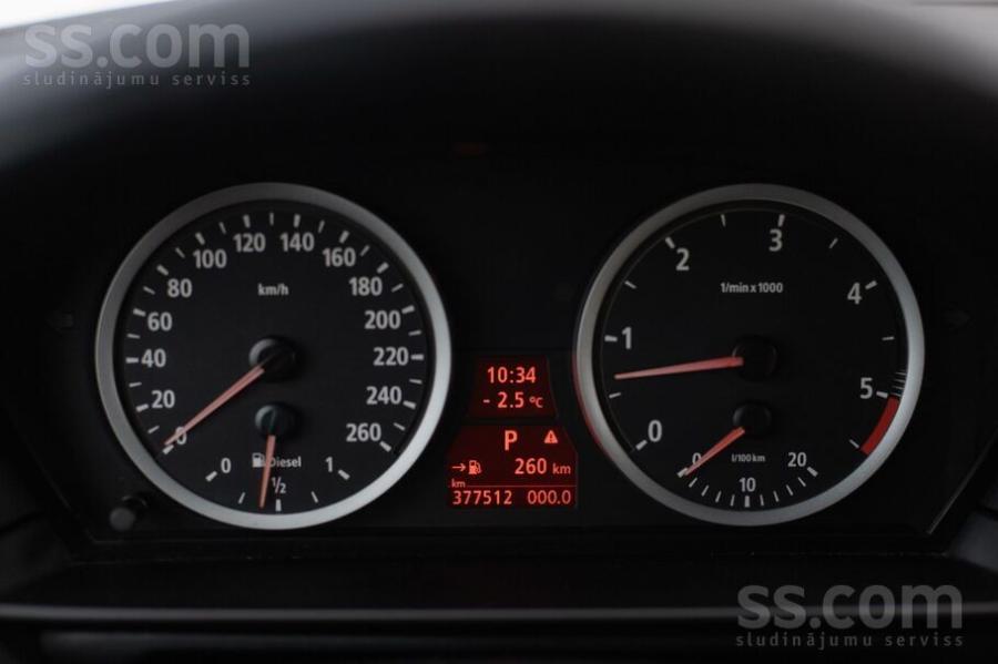Black BMW 535 2005 in Riga, with an engine capacity of 3.00 L and mileage of 378 thousand km for 5990 €, photo 19 on AUTOMOTO.COM.LV