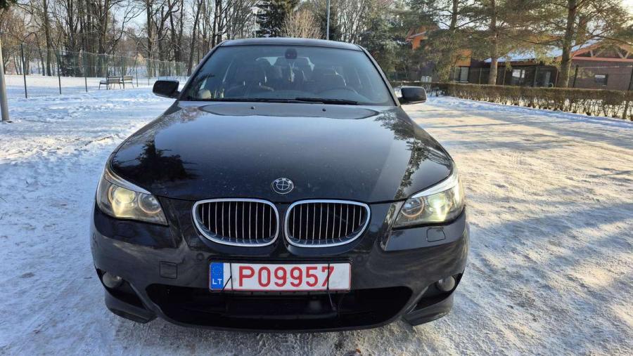 Black BMW 535 2005 in Marijampole, with an engine capacity of 3.50 L and mileage of 220 thousand km for 4250 €, photo 3 on AUTOMOTO.COM.LV