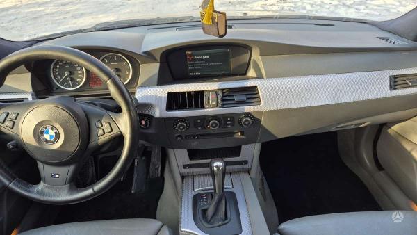 Melns BMW 535 2005 Marijampole, ar dzinēja tilpumu 3.50 L un nobraukumu 220 tūkst. km par 4250 €, foto 11 vietnē AUTOMOTO.COM.LV