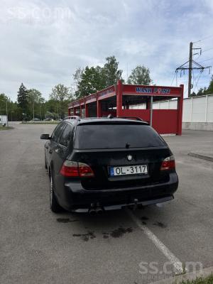 Melns BMW 535 2005 Rīga, ar dzinēja tilpumu 3.00 L un nobraukumu 399 tūkst. km par 2900 €, foto 6 vietnē AUTOMOTO.COM.LV