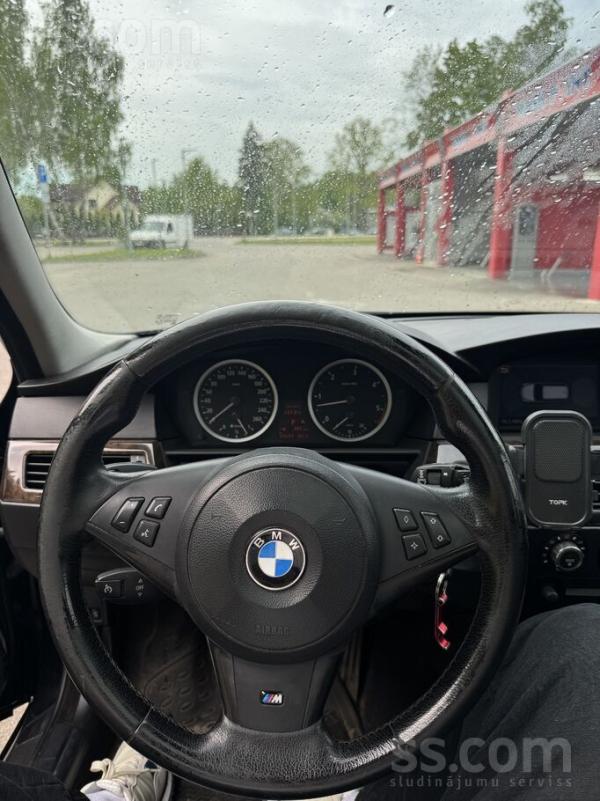 Black BMW 535 2005 in Riga, with an engine capacity of 3.00 L and mileage of 399 thousand km for 2900 €, photo 7 on AUTOMOTO.COM.LV