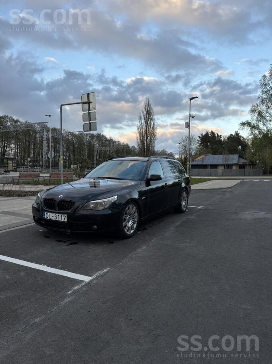 Black BMW 535 2005 in Riga, with an engine capacity of 3.00 L and mileage of 397 thousand km for 3750 €, photo 4 on AUTOMOTO.COM.LV