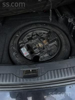 Black BMW 535 2005 in Riga, with an engine capacity of 3.00 L and mileage of 397 thousand km for 3750 €, photo 15 on AUTOMOTO.COM.LV