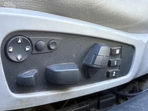 Black BMW 535 2005 in Siauliai, with an engine capacity of 3.00 L and mileage of 347 thousand km for 3300 €, photo 13 on AUTOMOTO.COM.LV
