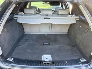 Black BMW 535 2005 in Siauliai, with an engine capacity of 3.00 L and mileage of 347 thousand km for 3300 €, photo 21 on AUTOMOTO.COM.LV
