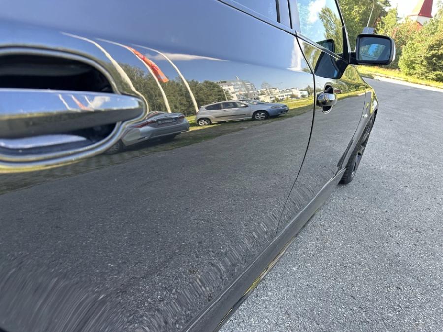 Black BMW 535 2005 in Riga, with an engine capacity of 3.00 L and mileage of 372 thousand km for 3990 €, photo 11 on AUTOMOTO.COM.LV