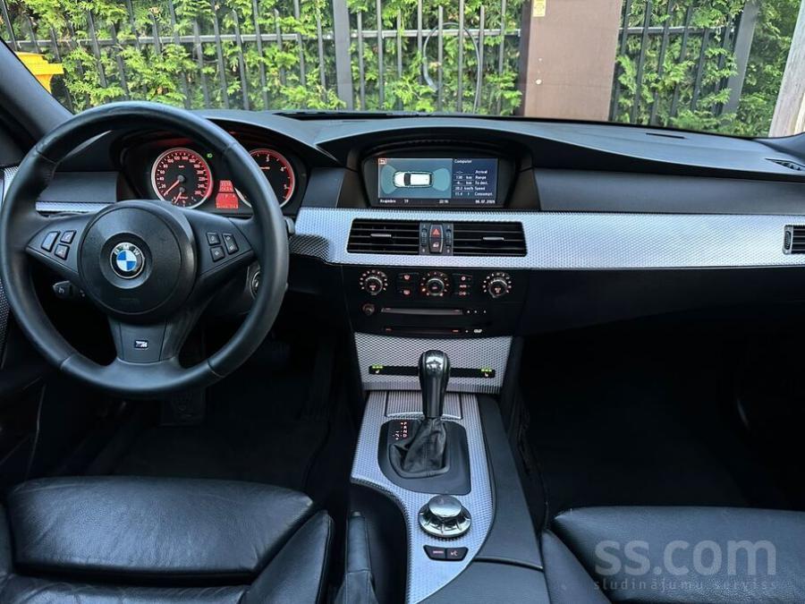 Black BMW 535 2005 in Jelgava, with an engine capacity of 3.00 L and mileage of 347 thousand km for 4990 €, photo 14 on AUTOMOTO.COM.LV