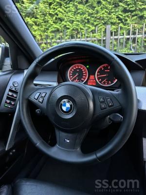 Black BMW 535 2005 in Jelgava, with an engine capacity of 3.00 L and mileage of 347 thousand km for 4990 €, photo 15 on AUTOMOTO.COM.LV