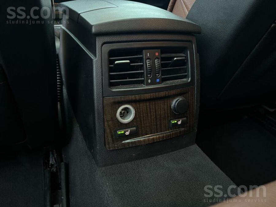Melns BMW 535 2005 Rēzekne, ar dzinēja tilpumu 3.00 L un nobraukumu 440 tūkst. km par 4750 €, foto 8 vietnē AUTOMOTO.COM.LV
