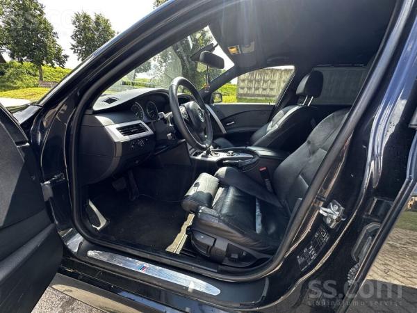 Black BMW 535 2005 in Daugavpils, with an engine capacity of 3.00 L and mileage of 363 thousand km for 5200 €, photo 10 on AUTOMOTO.COM.LV