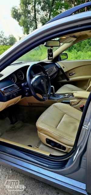 Black BMW 535 2005 in Kaunas, with an engine capacity of 3.00 L and mileage of 308 thousand km for 2250 €, photo 23 on AUTOMOTO.COM.LV