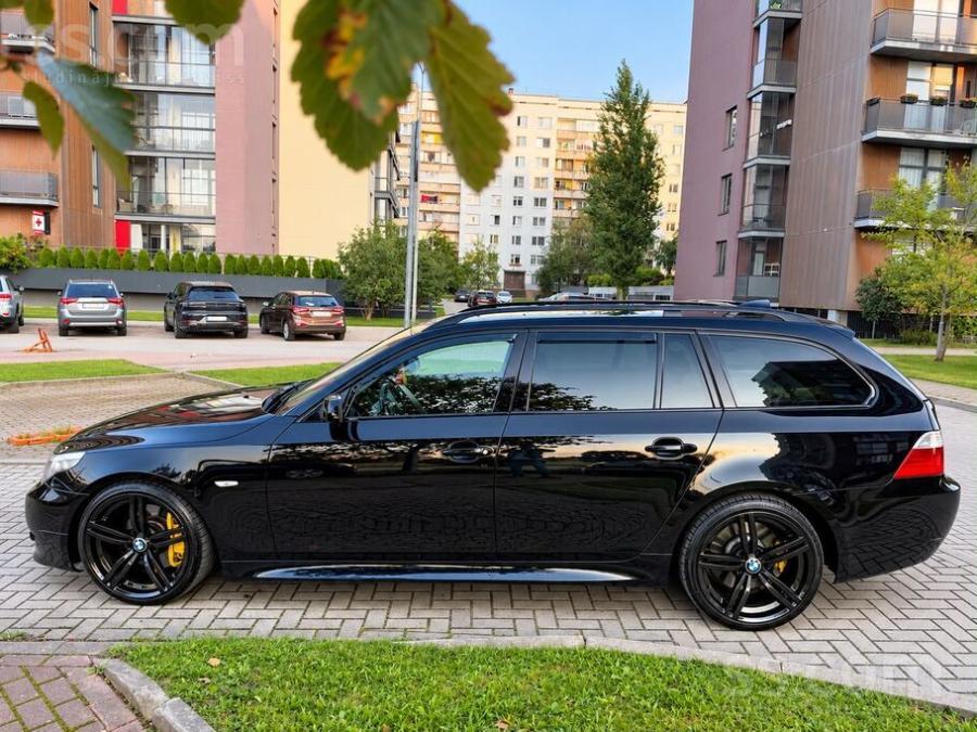 Black BMW 535 2005 in Riga, with an engine capacity of 3.00 L and mileage of 312 thousand km for 4490 €, photo 5 on AUTOMOTO.COM.LV