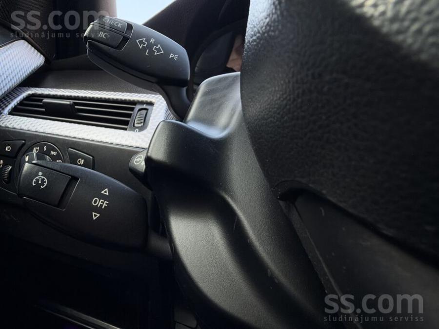 Black BMW 535 2005 in Riga, with an engine capacity of 3.00 L and mileage of 312 thousand km for 4490 €, photo 26 on AUTOMOTO.COM.LV
