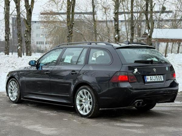 Black BMW 535 2006 in Kaunas, with an engine capacity of 3.00 L and mileage of 346 thousand km for 4350 €, photo 3 on AUTOMOTO.COM.LV
