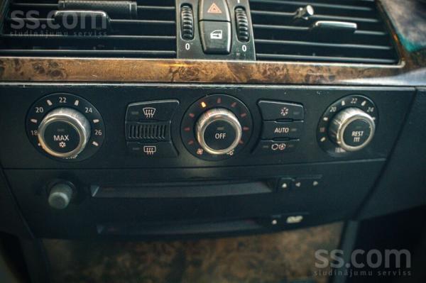 Black BMW 535 2006 in Riga, with an engine capacity of 3.00 L and mileage of 394 thousand km for 2590 €, photo 9 on AUTOMOTO.COM.LV