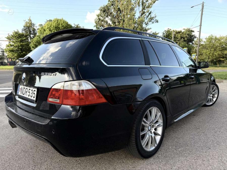 Black BMW 535 2006 in Kaunas, with an engine capacity of 2.99 L and mileage of 396 thousand km for 4000 €, photo 19 on AUTOMOTO.COM.LV